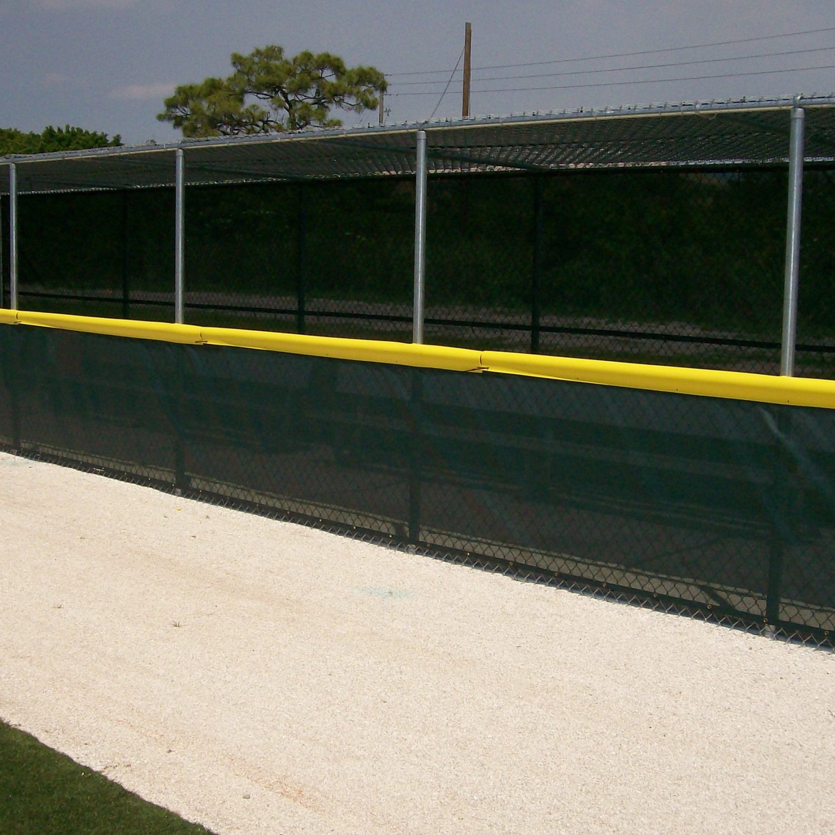 Aer-Flo® Sports Premium Fence Guard 84' Box (7' Sections) — Change ...